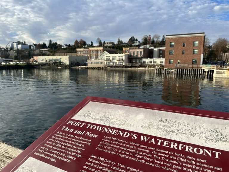 Discover Port Townsend Hotels, Restaurants, Shopping and More!